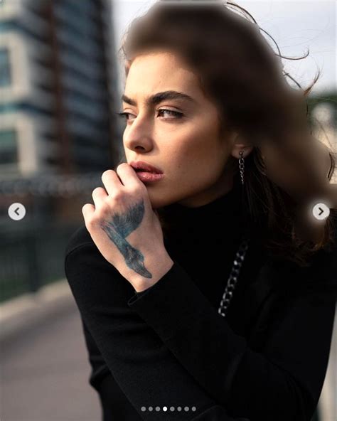عکس های جدید مدلینگ ریحانه پارسا در ترکیه
