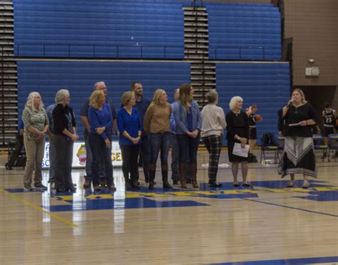 Marana High School Names Gym In Honor Of Former Basketball Coach