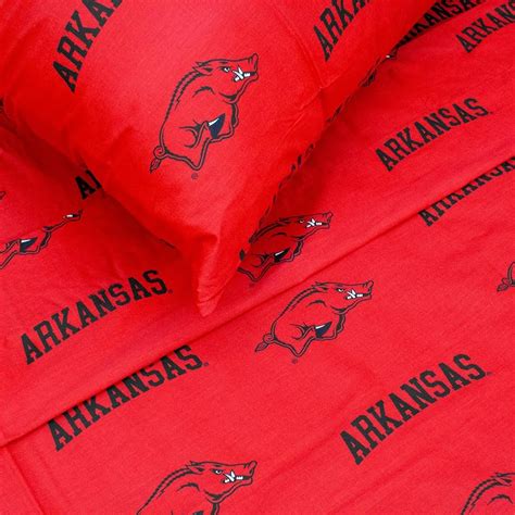 Razorback Decor Arkansas Razorbacks Reversible Comforter Set Twin
