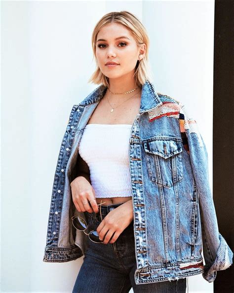 Emma Watson Belly Button