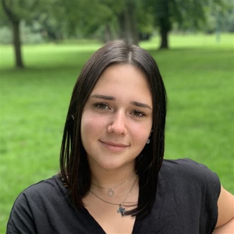Emma Prof Daide Aux Devoirs à Pertuis 16€ H 1 élèves Accompagnés