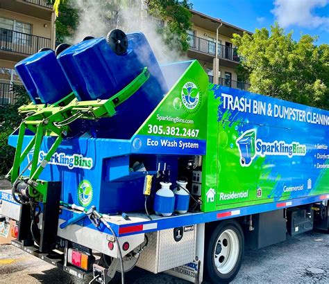 Residential Trash Can Cleaning Truck