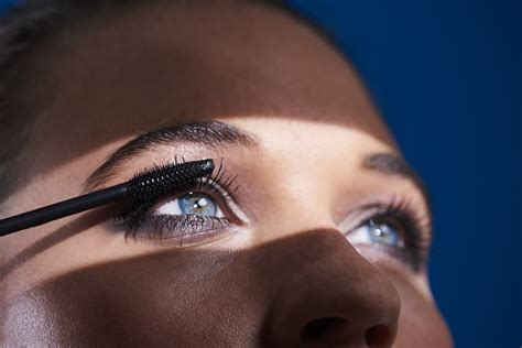 The Best Volumizing Mascaras For Thick Dramatic Lashes Woman And Home