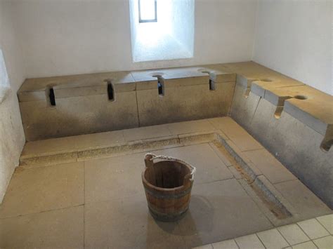 How Did Romans Go To The Toilet And Use Urine In Ways We Cannot Imagine