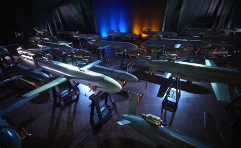 Зеленський презентував і показав нову українську дрон ракету Пекло ВІДЕО Вечірній Київ