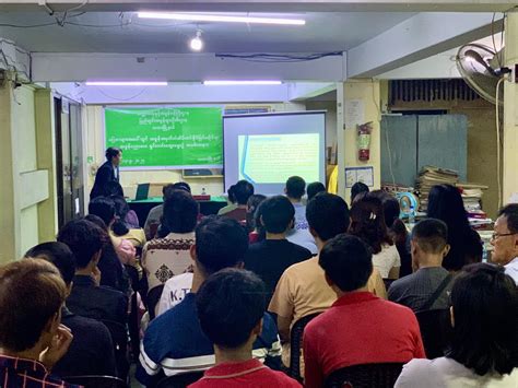 လသာမြို့နယ်၌ ပြေစာများ အခွန်အမှတ်တံဆိပ်ကပ်နှိပ်ခြင်းဆိုင်ရာ အခွန်ပညာပေး