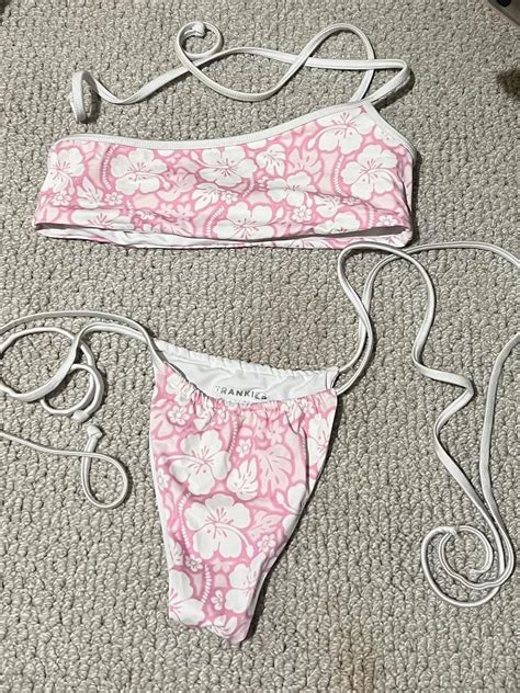 Frankies Bikinis Pink And White Flowers Only Worn Depop