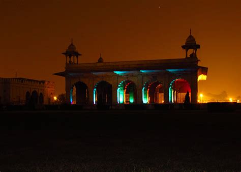 Book Delhi Agra Jaipur Tour Package With 𝗞𝗲𝘀𝗮𝗿𝗶 𝗧𝗼𝘂𝗿𝘀