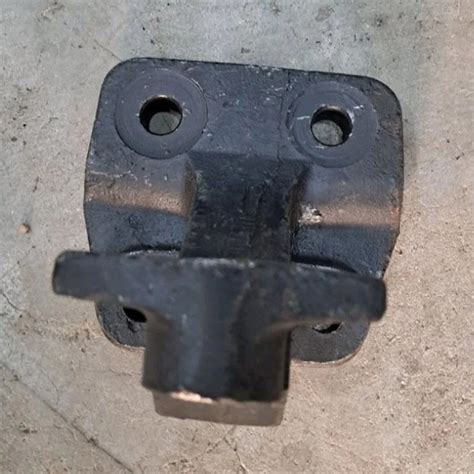 Engine Mounting Bracket For Truck At ₹ 500piece In Kanpur Id