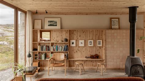 Izat Arundell Clads Remote Outer Hebrides Home With Local Stone