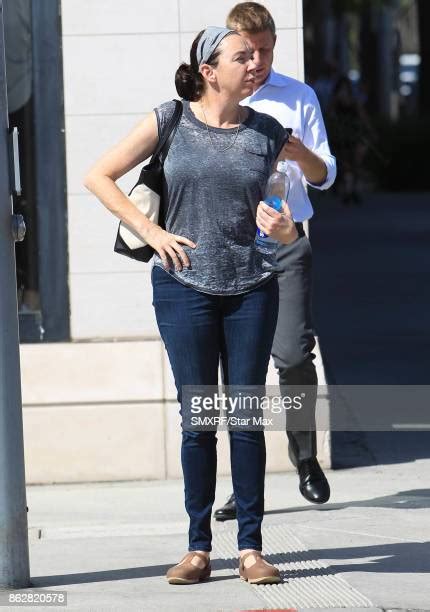 9 Hot Sexy New Stephanie Courtney Bikini Pics