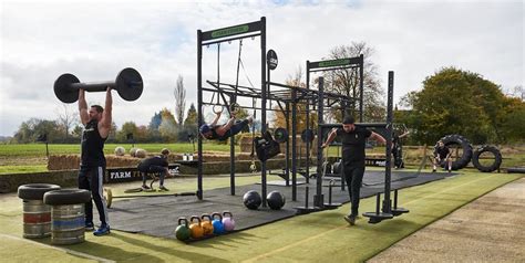From Mma To Crossfit These Are The 10 Best Fitness Classes For Men