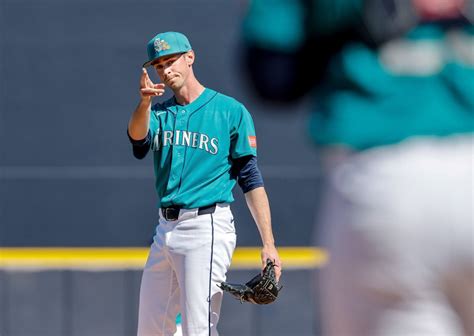 Projecting The Seattle Mariners Roster For Opening Day Mariners