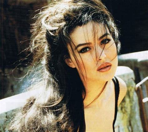10 Most Beautiful Celebrities Without Makeup Mugeek Vidalondon