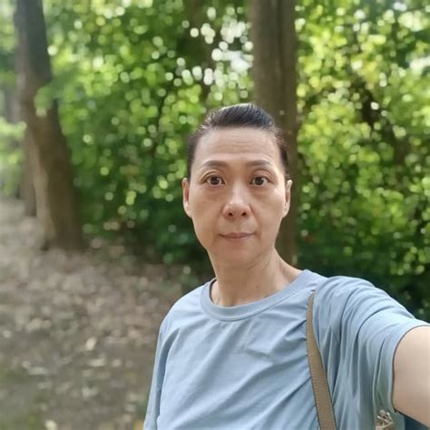 Chin Chin Chen Chin 1022 • Threads Say More