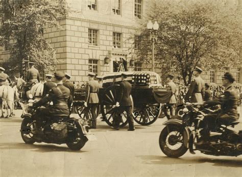 The Day Franklin Delano Roosevelt Died April 12 1945
