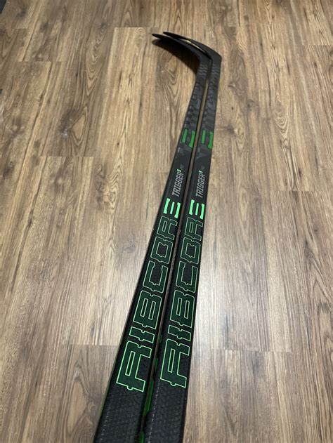 2 Pack Ccm Trigger 5 Pro Rh 75 Flex P19 Sidelineswap