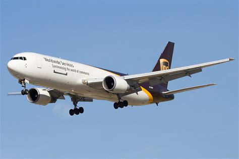 Ups Ov B767 Se Zaglavio Tokom Taksiranja U Birmingemu Sad Avio Press