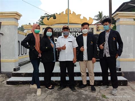 Mahasiswa Itera Survey Penerapan Teknologi Panel Surya Di Pulau Rimau Itera