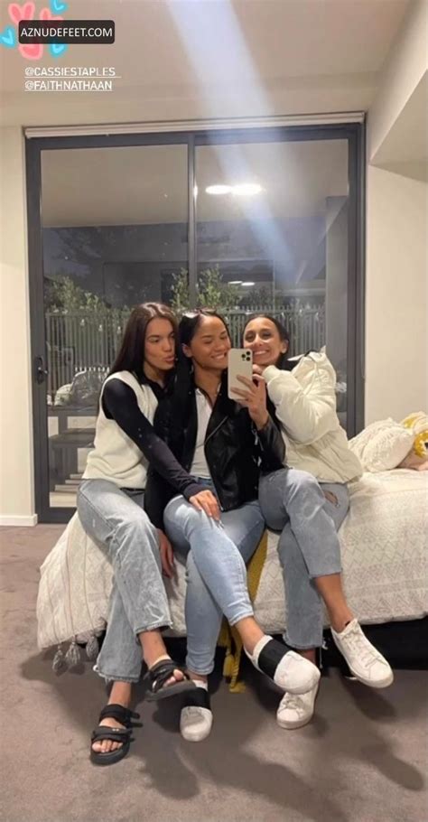 Maddie Ashby Feet Aznudefeet