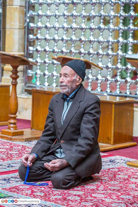 بالصور عند هذا العبد الصالح تقضى الحوائج وتولد كل يوم كرامة جديدة