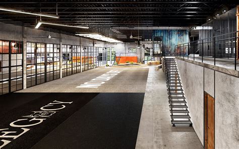 Manning Sumners Legacy No Days Off Lease Hq In Miami