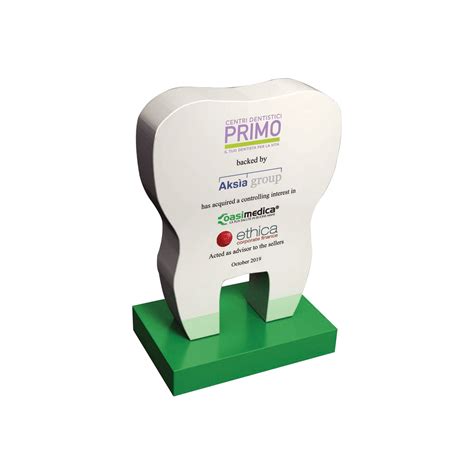 Primo Lucite Deal Toy Celebrate Success With Durability Altrum