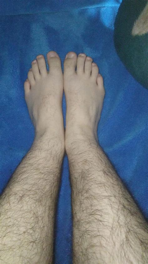 Hairy Feet R Gayfeet