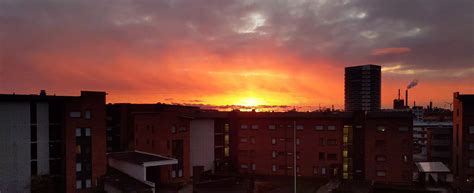 Urban Sunset In Oulu Scrolller