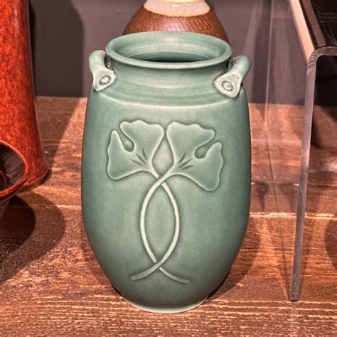 Small Gingko Vase With Lugs Stewart House