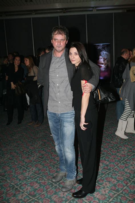 Ispovest Anje Mandić O Smrti Supruga Mande Nismo Stigli Ni Da Ga Poljubimo Samo Je Pao Blic