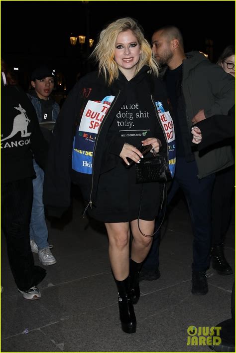 Avril Lavigne Has Messages Written All Over Her Clothes In Paris