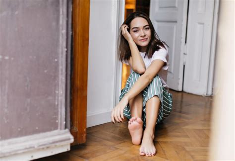 How To Take Feet Pics Best Ideas And Tips For Beginners