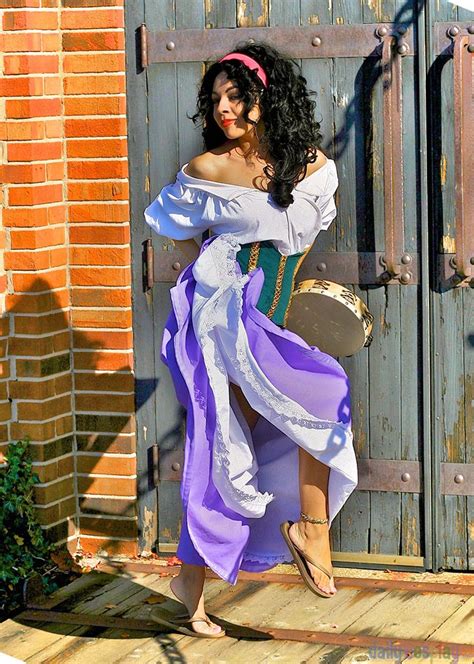 Esmeralda From The Hunchback Of Notre Dame Daily Cosplay Com