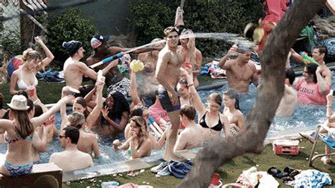 Pool Party S
