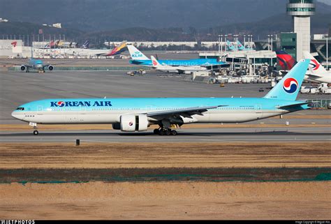 Hl8010 Boeing 777 3b5er Korean Air Miguel Alia Jetphotos