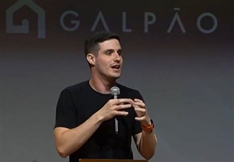 Em áudio Victor Bonato Intima Vítima “mostra Esse Peito Gostoso” Metrópoles