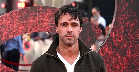 Call The Midwife Star Olly Rix Enjoying Blossoming Romance With