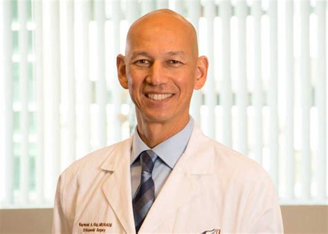 Dr Raymond Klug Appointed Associate Clinical Professor Of Orthopaedic