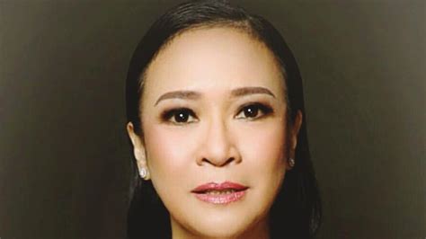 Ria Prawiro Kembali Ke Era Disko Klasik Merilis Lagu Bertajuk Merapat Showbiz