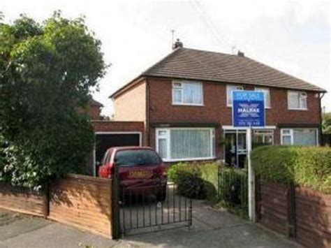 Property Valuation 4 Terrian Crescent West Bridgford Nottingham
