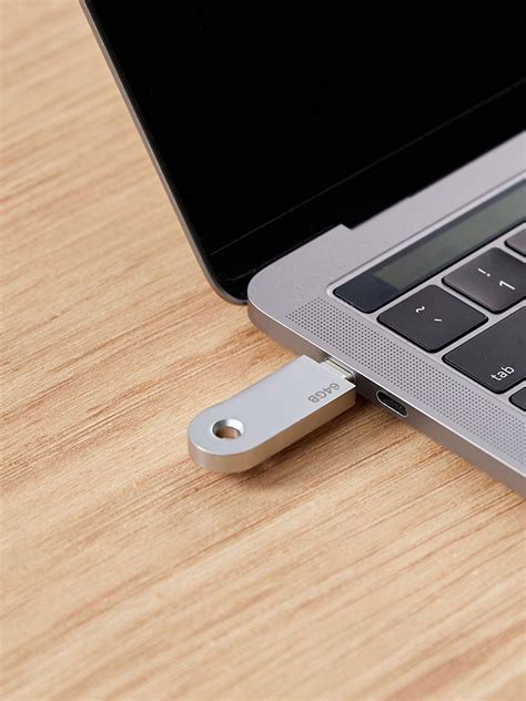 Orbitkey USB C 64 GB A Super Sleek And Slim USB Flash Drive That Fits Into The Key Organizer