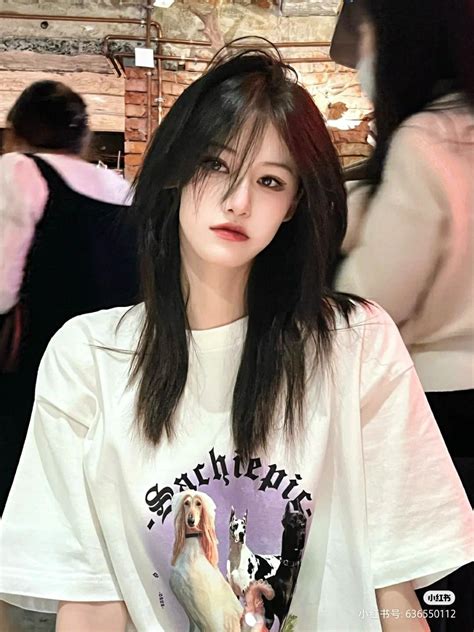 Pin Oleh Lan Cao Di Beauty Gaya Rambut Dengan Poni Gaya Rambut Gaya