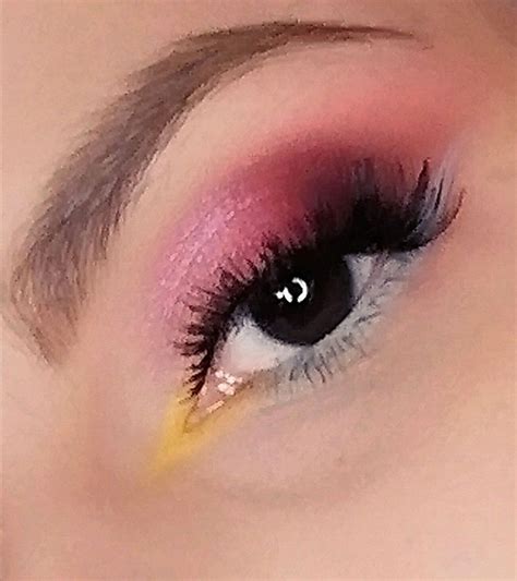 Colorful Smokey Eyes By Mac Makeup