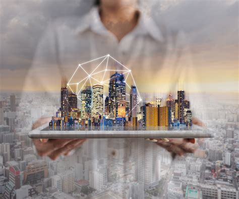 Balancing Technology And Human Interaction Maintaining Connection In