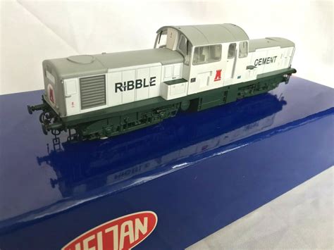 Heljan 17061 Class 17 Clayton In Ribble Cement Livery D8568 Oo Gauge