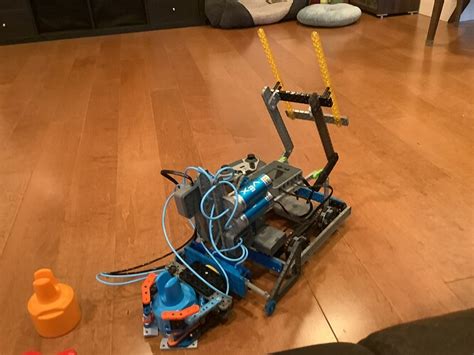 Claw Arm That Rotates 180 Degrees Vex Iq General Discussion Vex Forum