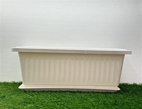 Rectangular Pot With Tray White 448 Al Falaj Gardens