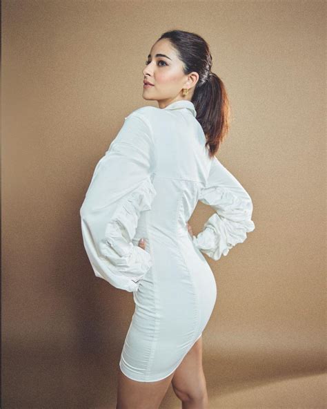 Ananya Panday Sexy