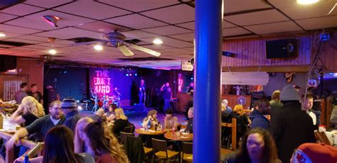 Bar Twisted Bull Reviews And Photos 3230 Eastern Ave Se Grand